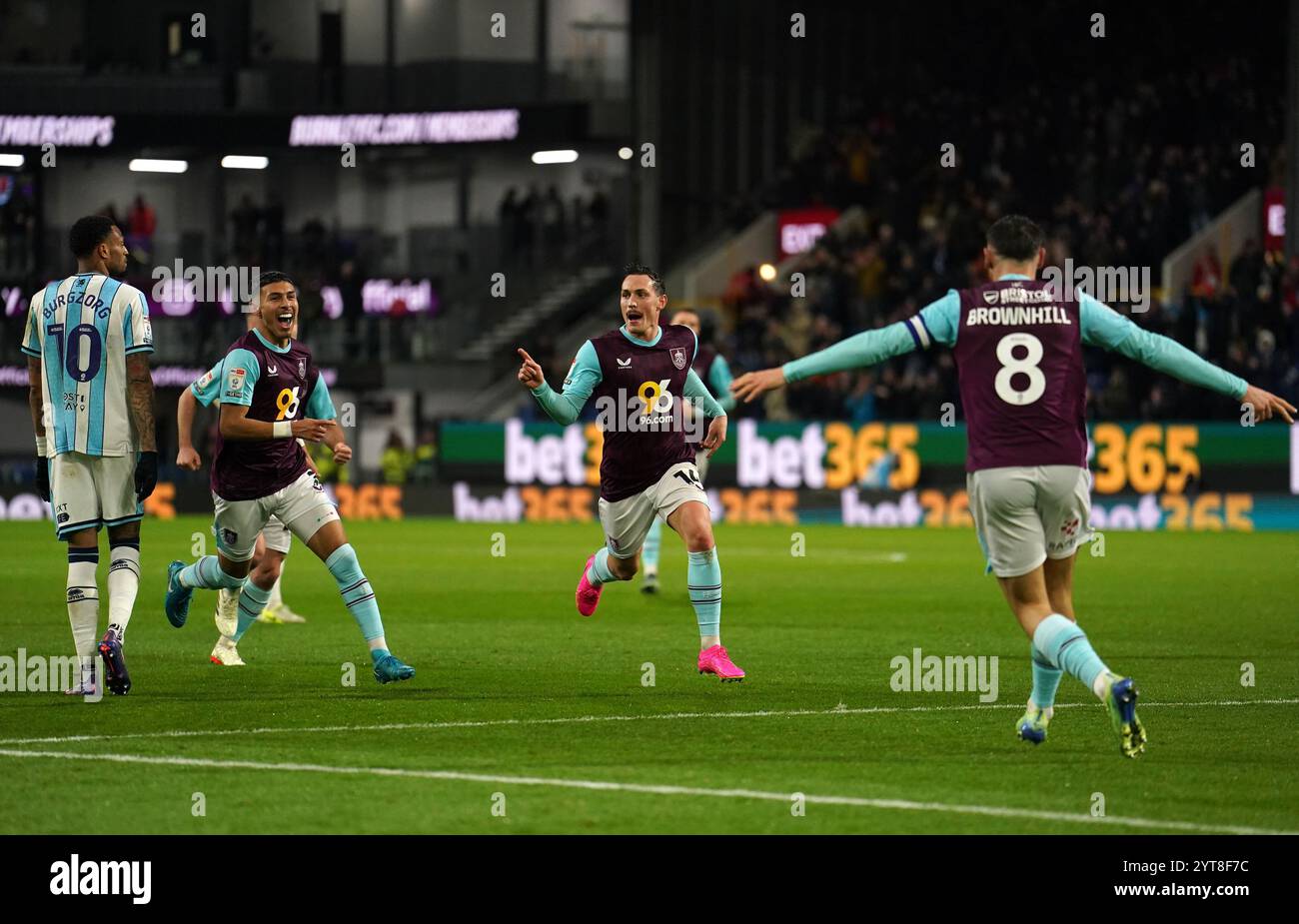 Burnley's Connor Roberts (centre) celebrates scoring their side's first ...