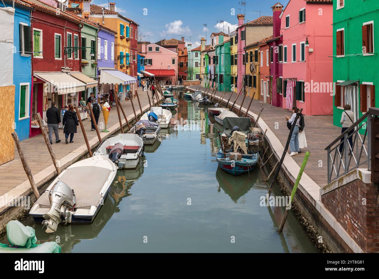 Colorful houses on the island of Burano, Venice Stock Photo - Alamy