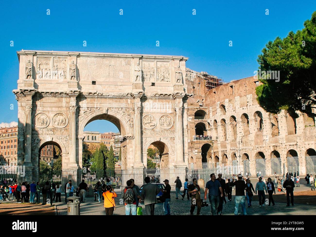 Italy Lazio Rome Arch of Constantine - Triumphal arch dedicated by the ...