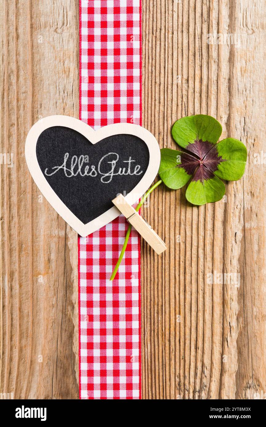 Four-leaf clover, sheet metal, cropped, good luck Stock Photo - Alamy