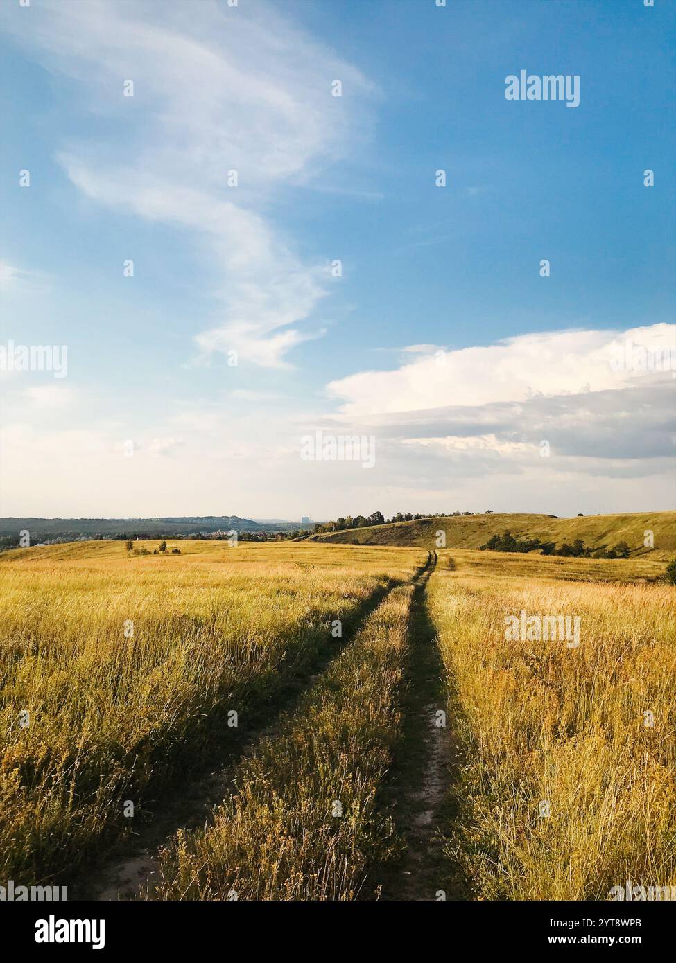 Trail in dry field hi-res stock photography and images - Alamy