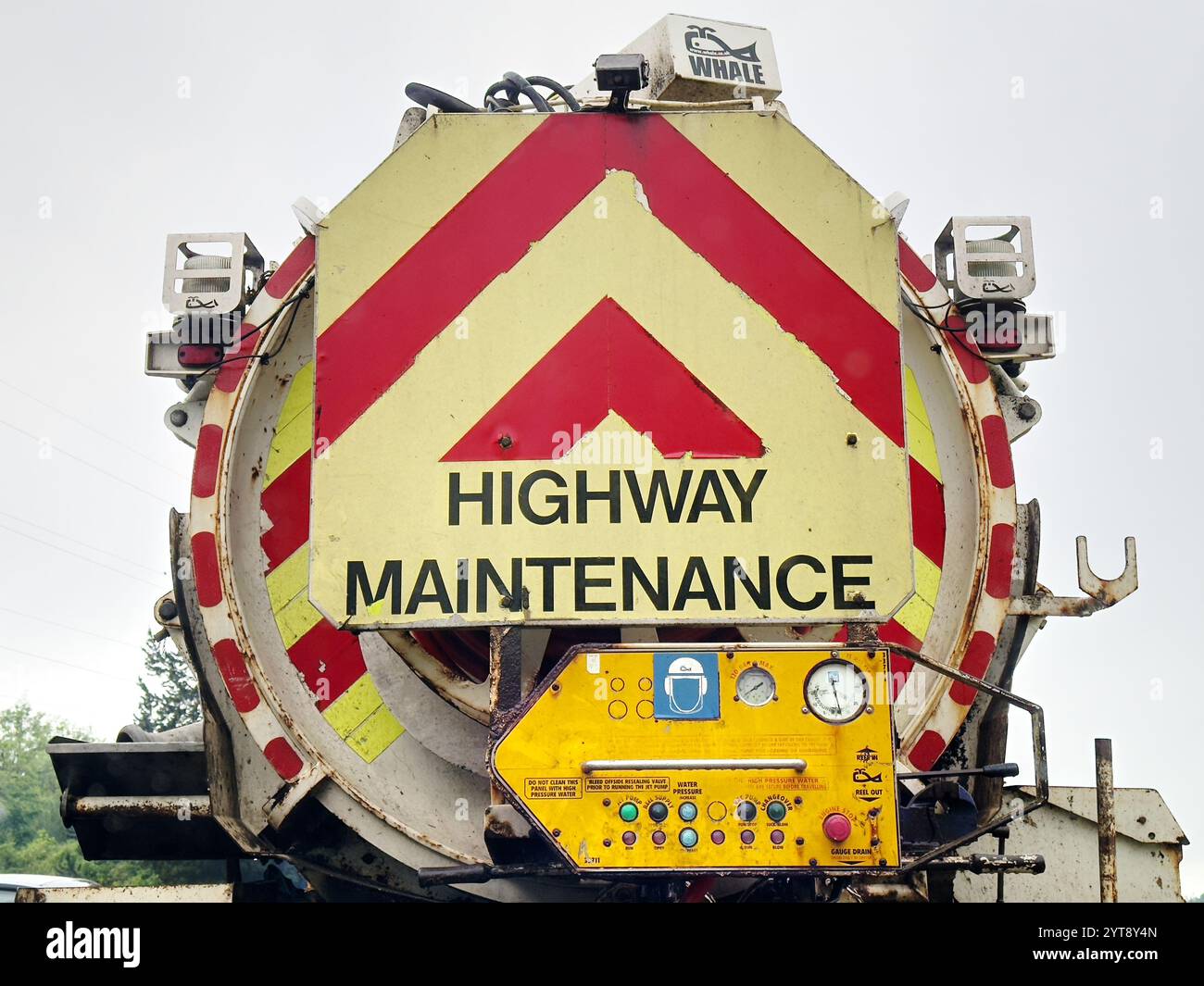 Highway bridge closed truck hi-res stock photography and images - Alamy