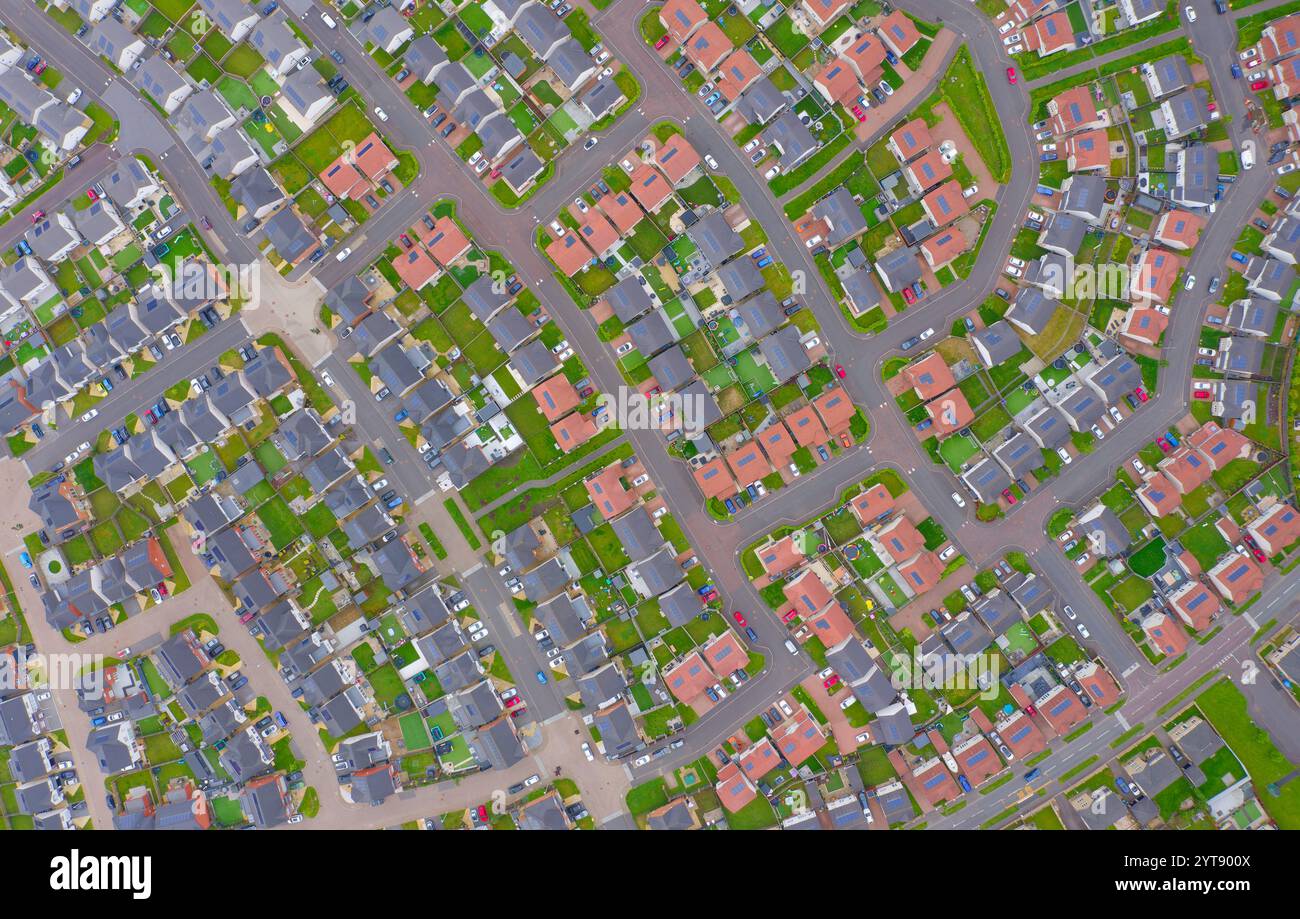 New housing development at Dargavel in Bishopton Stock Photo - Alamy