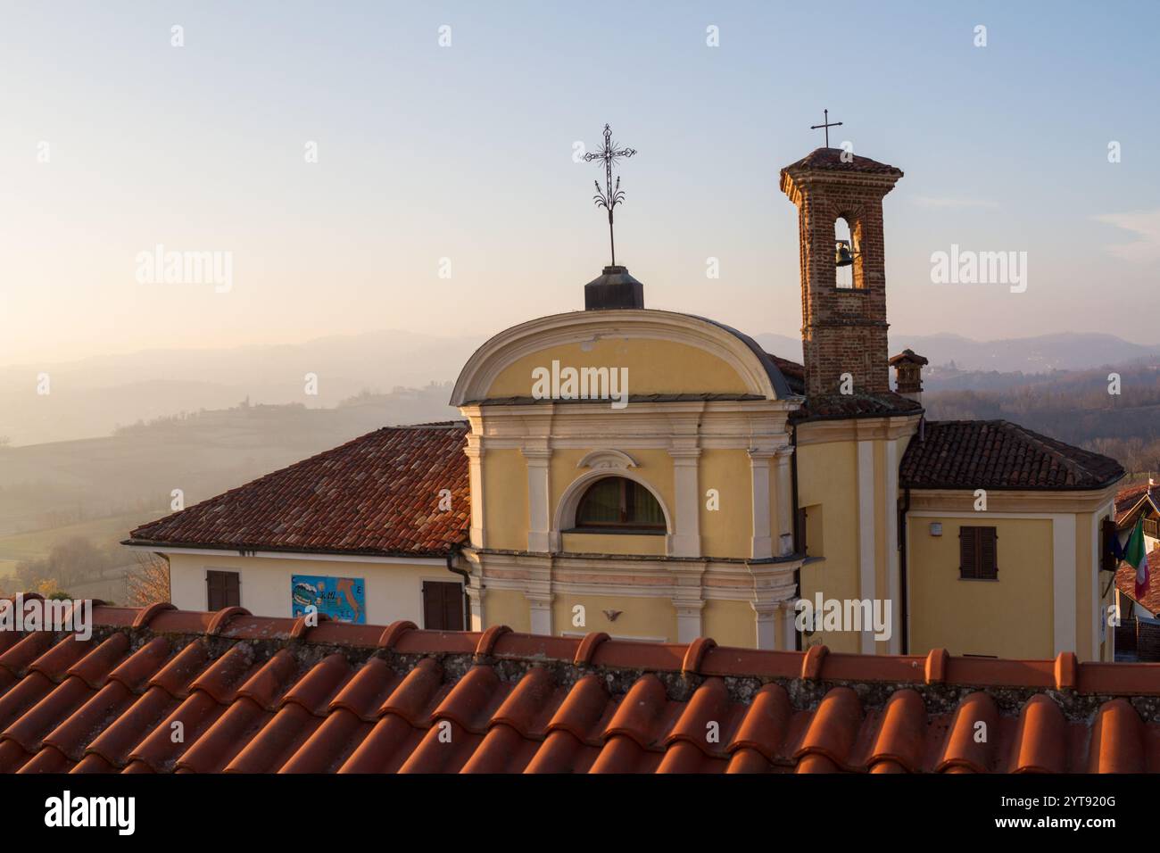 Church in an italian village hi-res stock photography and images - Alamy