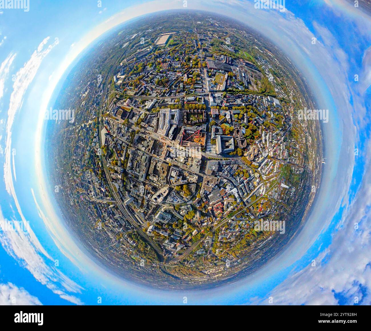 360 degree city landscape hi-res stock photography and images - Alamy