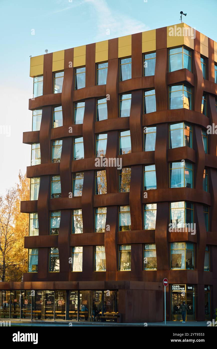 Exploring Modern Architectural Design Featuring an Innovative and ...