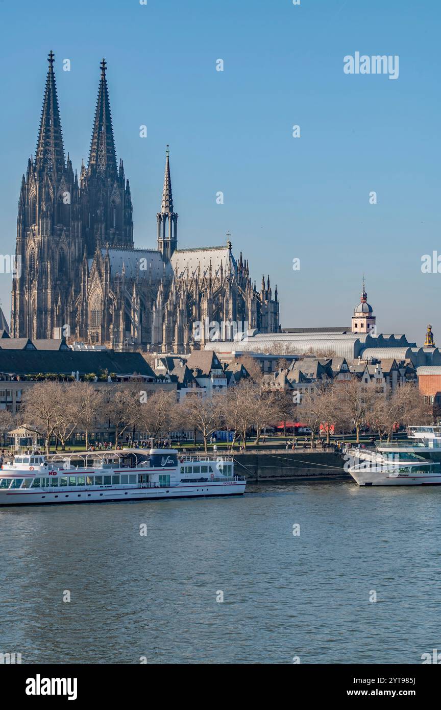 Cologne cathedral spire hi-res stock photography and images - Alamy