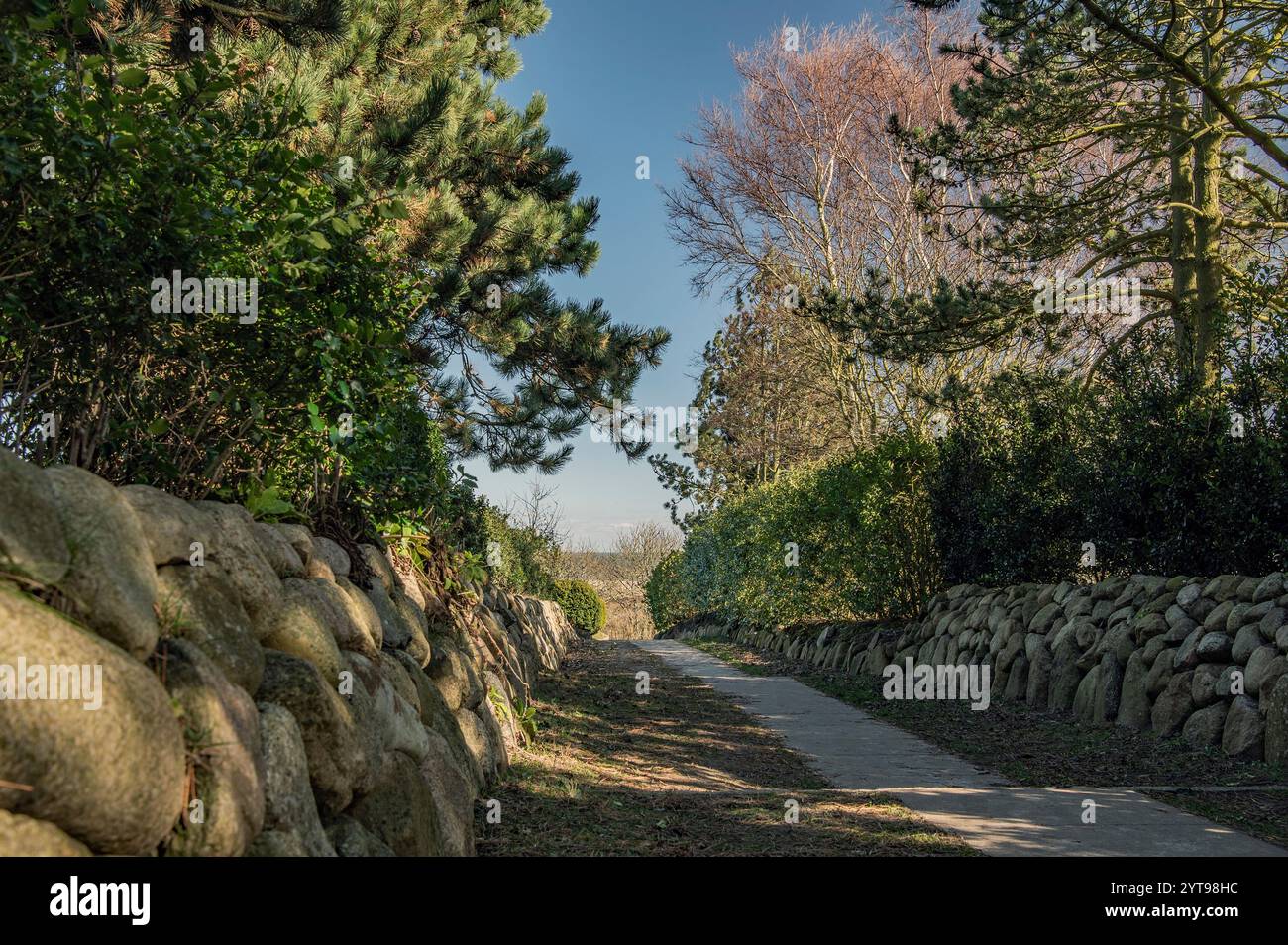 Sea light and shadow scenery hi-res stock photography and images - Alamy