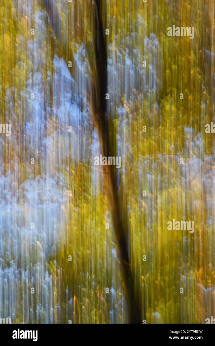 Abstract edge hi-res stock photography and images - Alamy