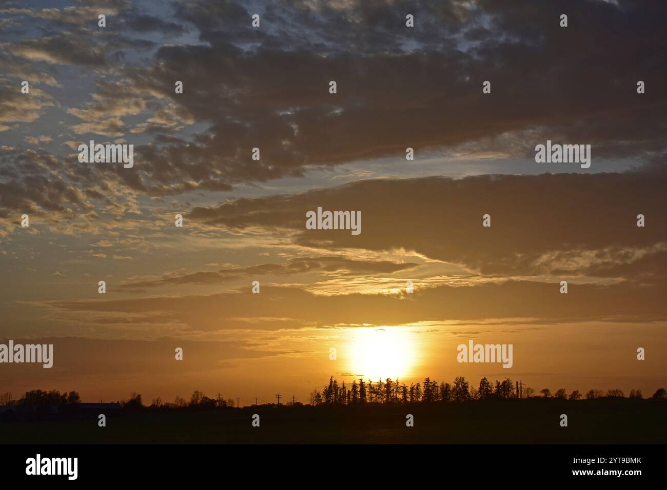 Sunlight with sahara dust hi-res stock photography and images - Alamy