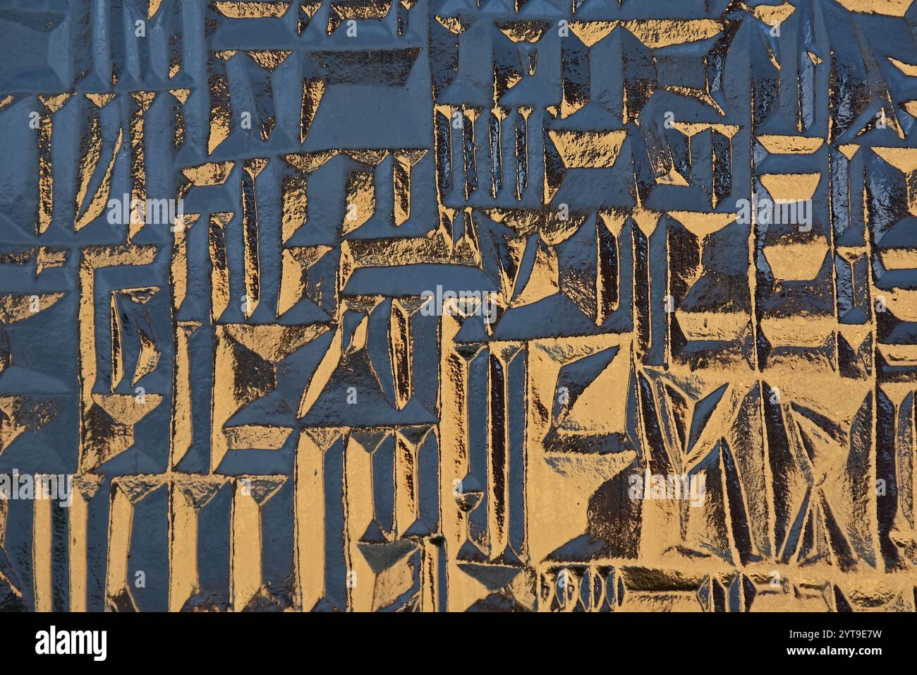 Ornamental blue hi-res stock photography and images - Alamy