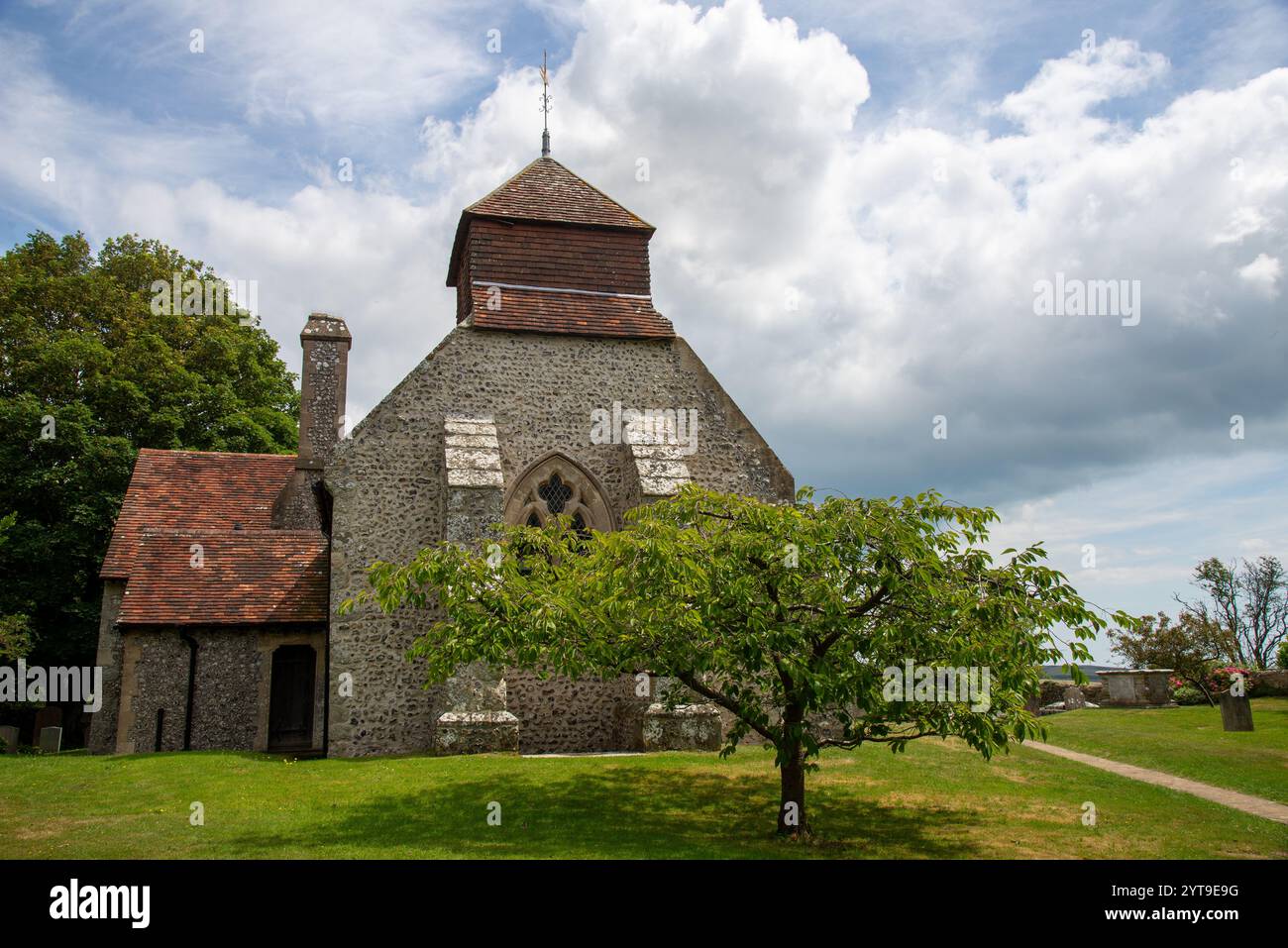historic church in Friston, East Sussex, Engeland Stock Photo - Alamy