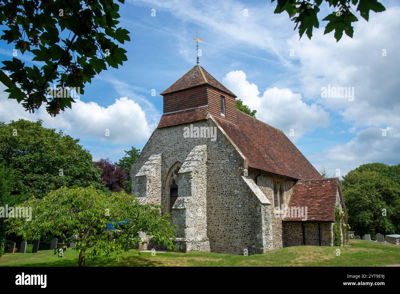 historic church in Friston, East Sussex, Engeland Stock Photo - Alamy
