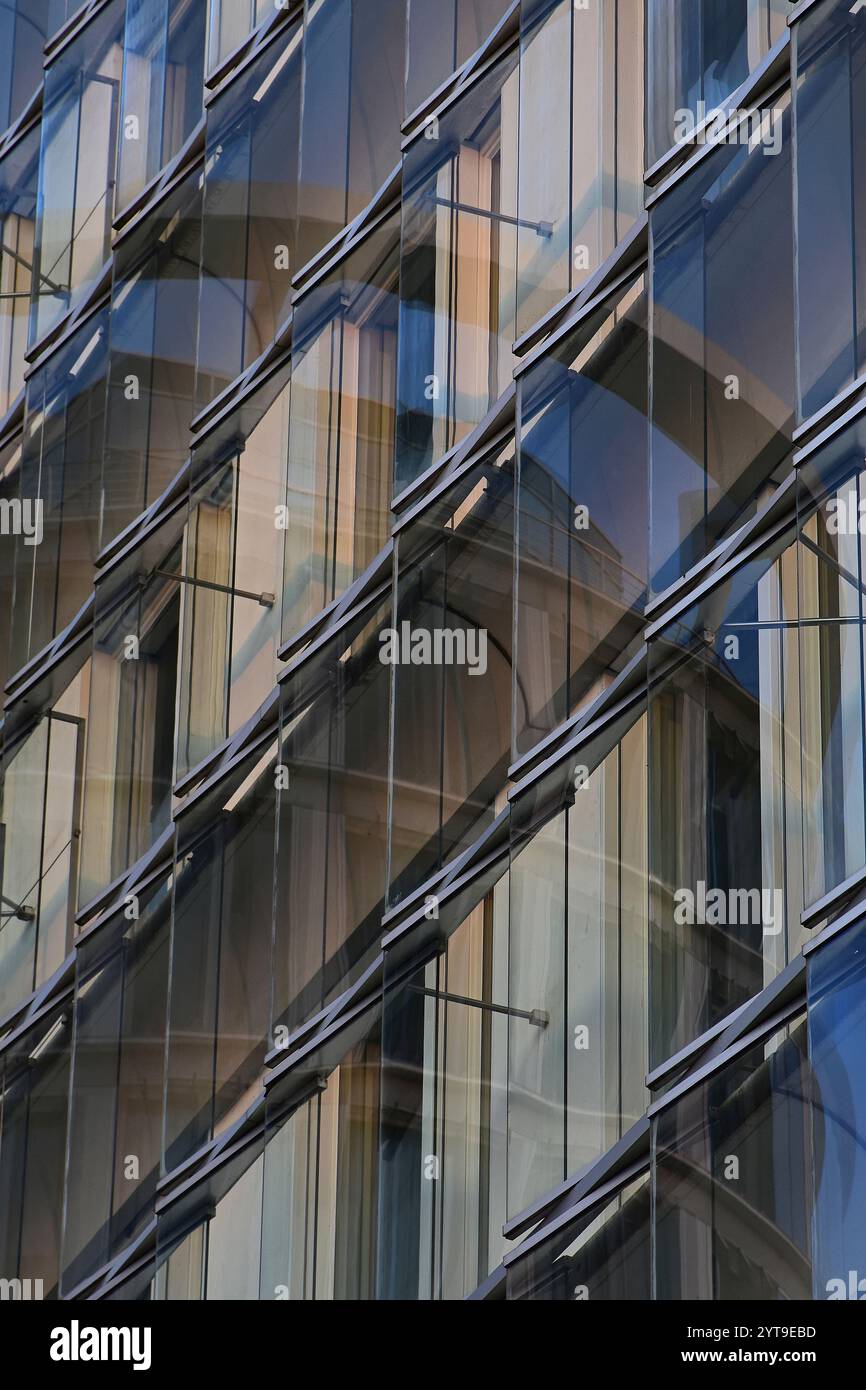 Mirror images - A high-rise building in Hamburg is reflected in a glass ...