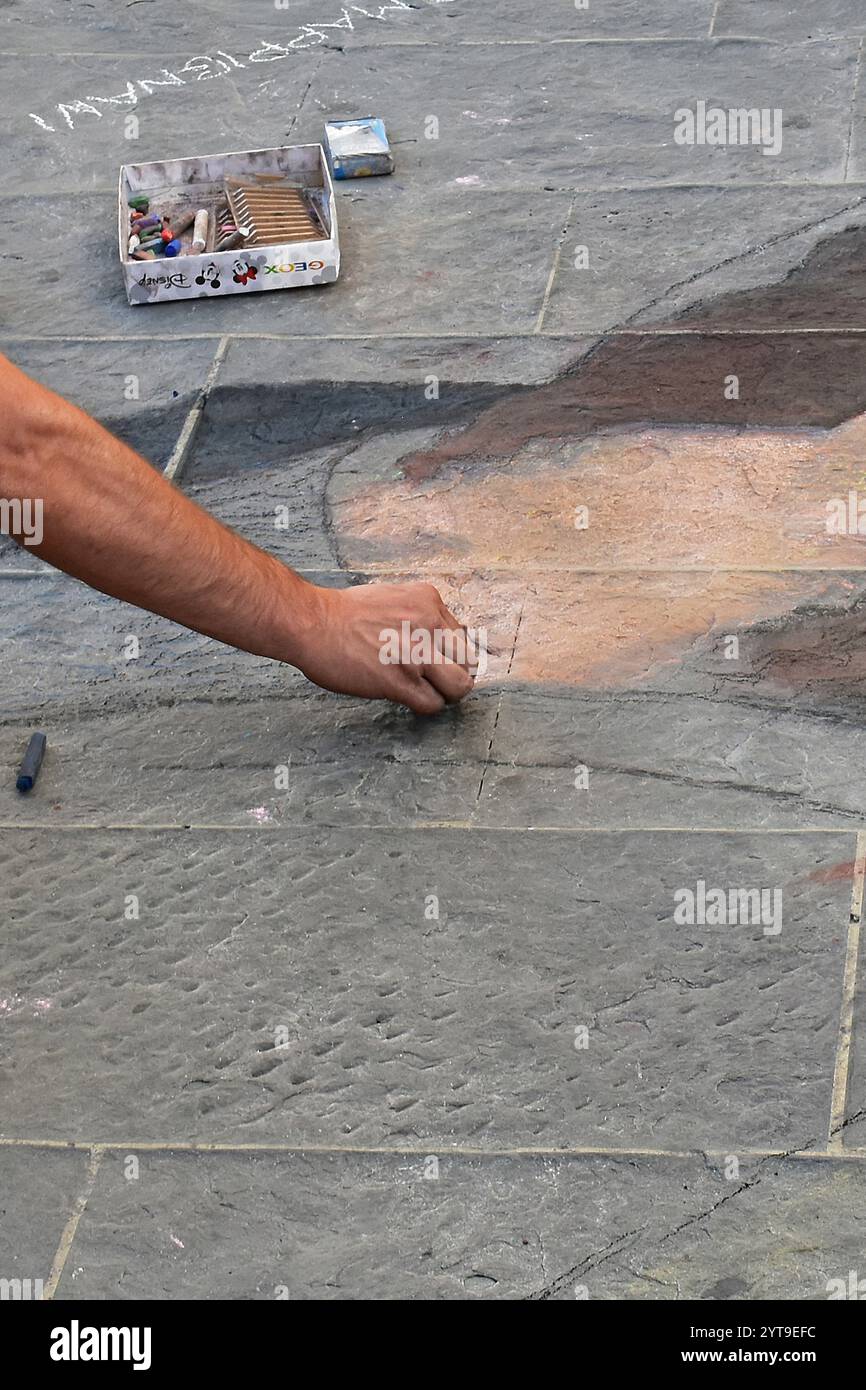 Pavement painting hi-res stock photography and images - Alamy