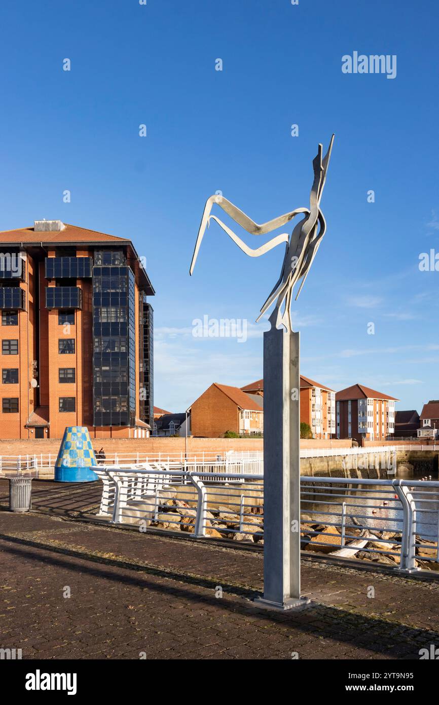 Sculpture by Craig Knowles of sea bird taking flight modern artistic ...