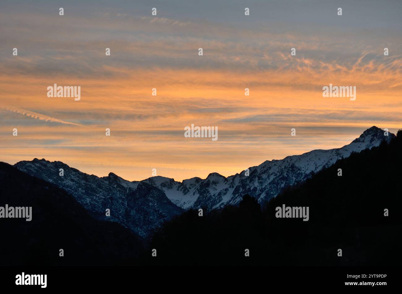 Alto rango hi-res stock photography and images - Alamy