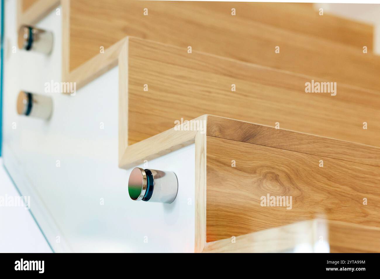 Oak staircase stairs hi-res stock photography and images - Alamy