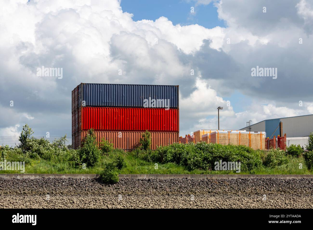 Containers port hi-res stock photography and images - Alamy
