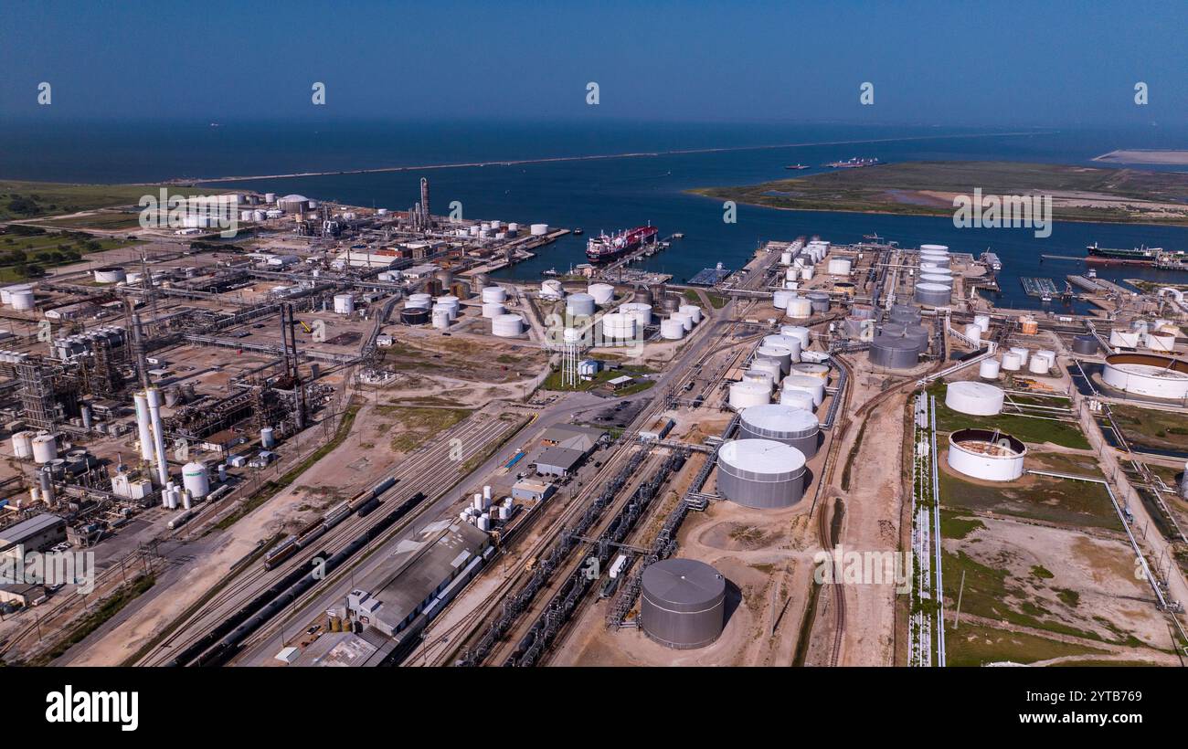 Galveston drilling rig hi-res stock photography and images - Alamy