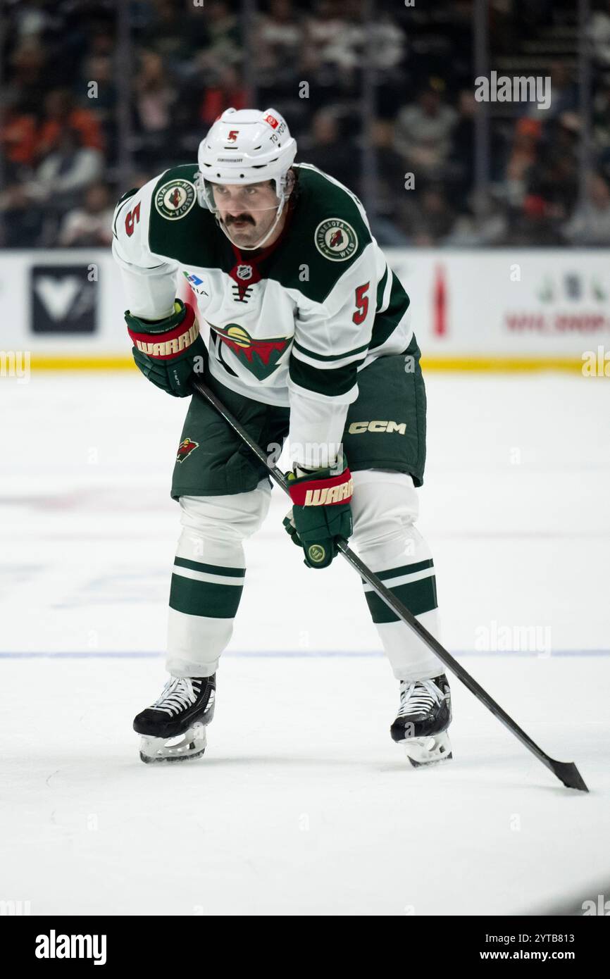 Minnesota Wild defenseman Jake Middleton (5) takes his stance during an ...
