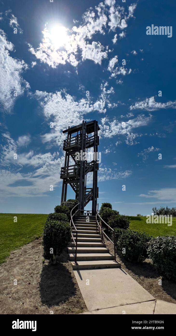 Honeycreek Overlook, Iowa - lookout tower Stock Photo - Alamy