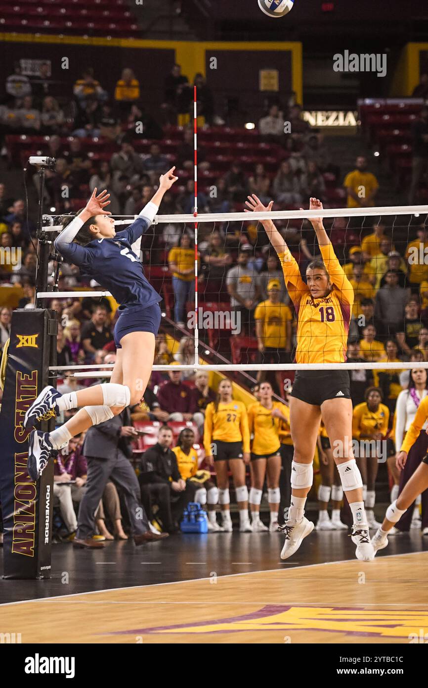 New Hampshire outside hitter Ezgi Karabulut (6) spikes the ball in the ...