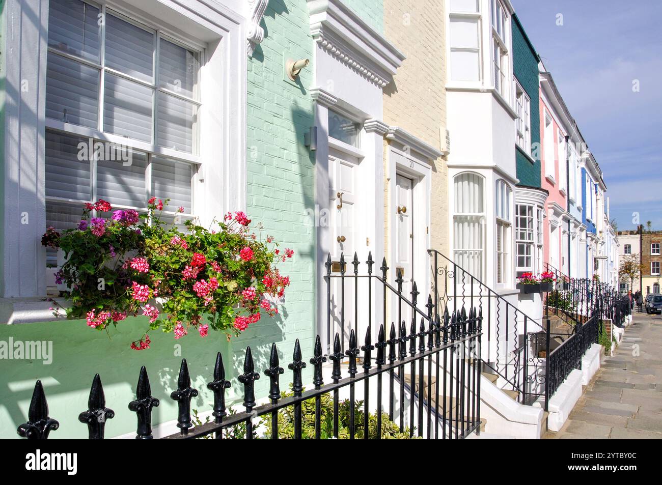 Chelsea street front hi-res stock photography and images - Alamy