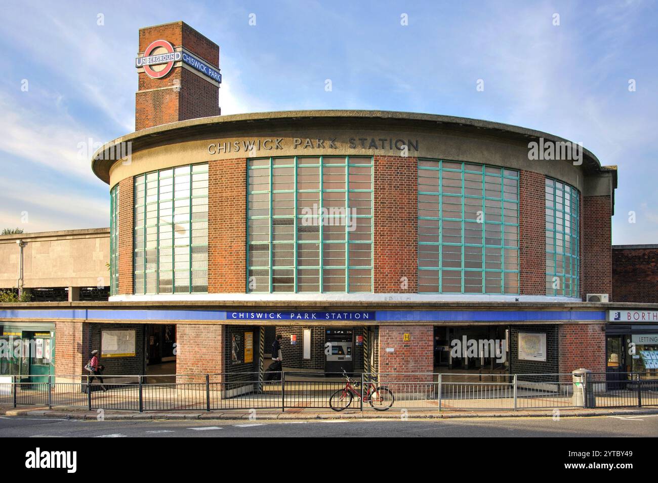 Chiswick Park Underground Station, Bollo Lane, Chiswick, London Borough ...