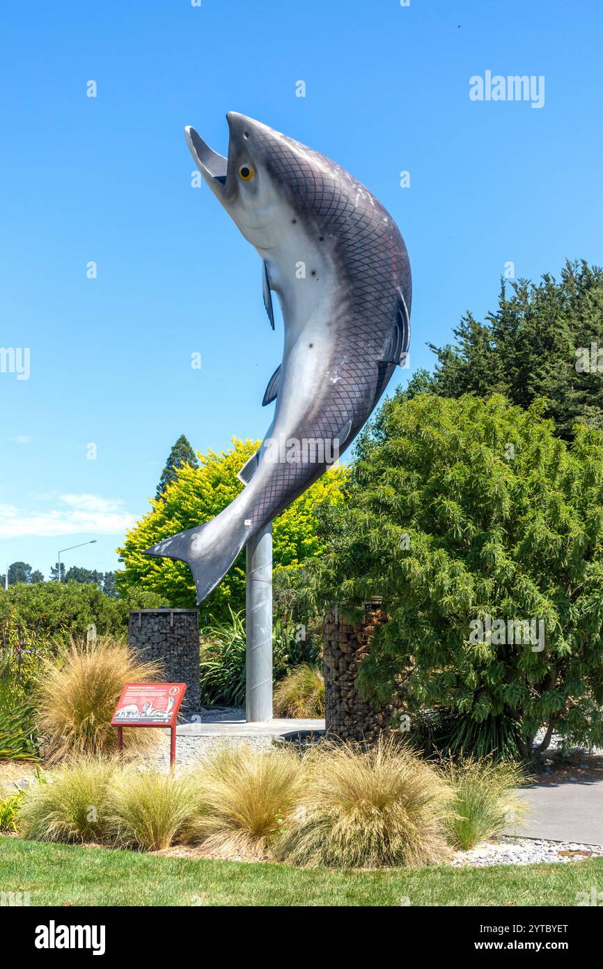 Rakaia Giant Salmon Statue, Rakaia, Canterbury, South Island, New ...