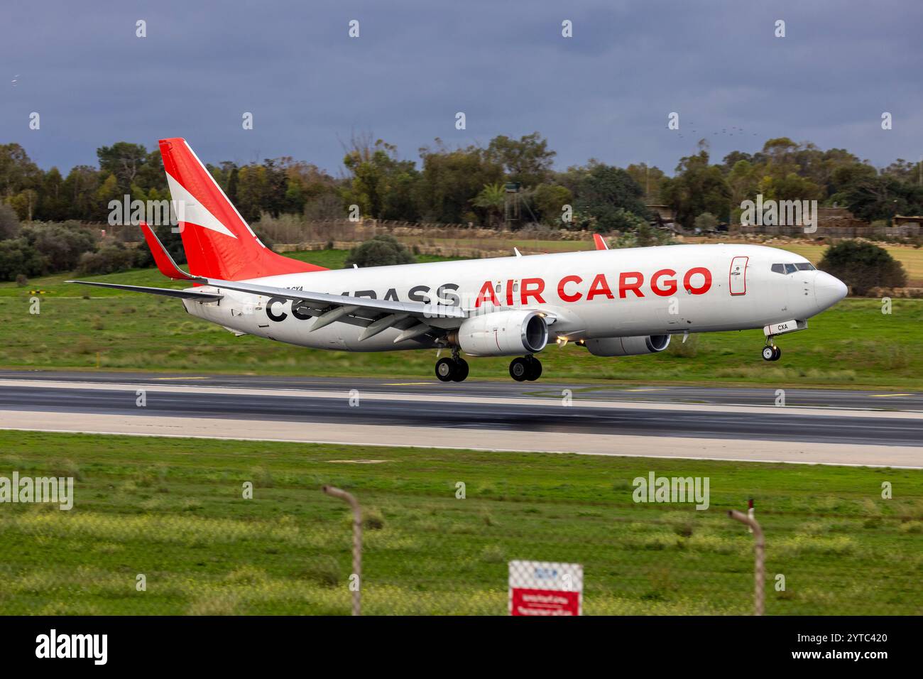 Compass air cargo boeing hi-res stock photography and images - Alamy