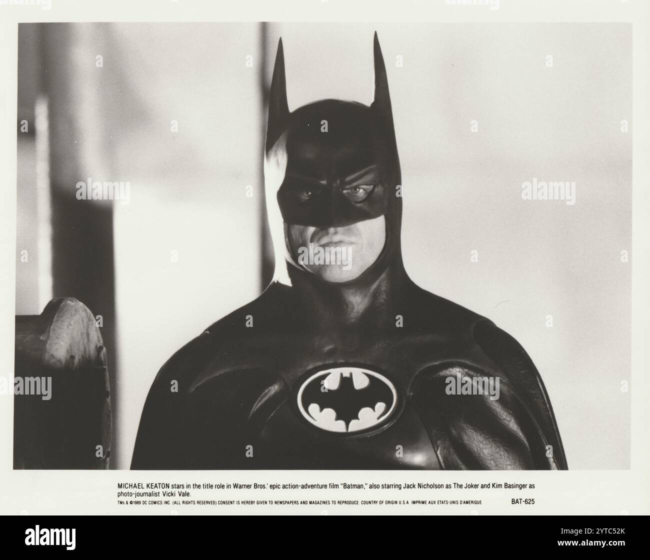 Batman Logo (Warner Bros., 1989). Starring Michael Keaton, Jack ...