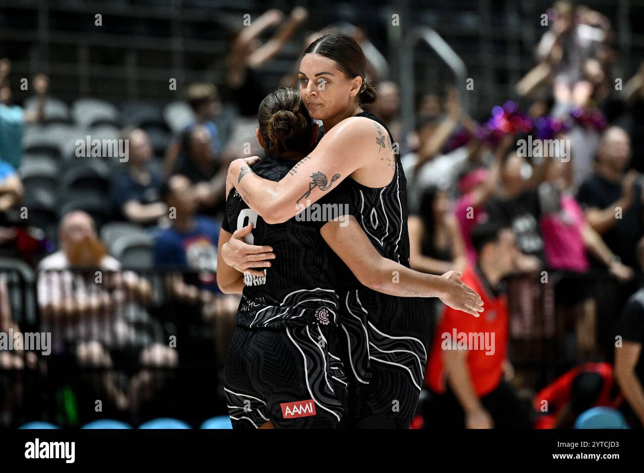 Sydney, Australia. 07th Dec, 2024. Cayla George of the Flames (right ...