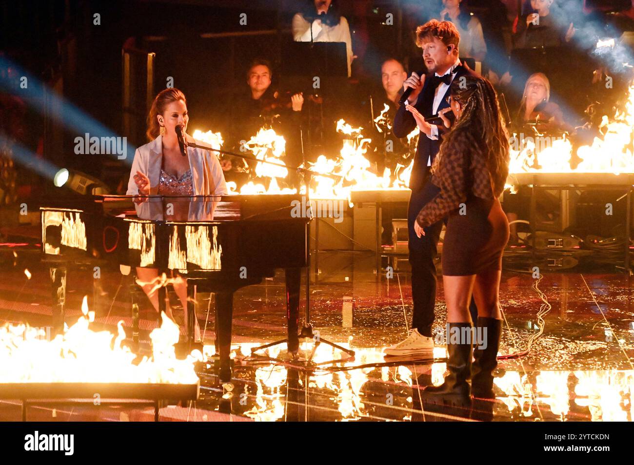 Jennifer Lynn, Samu Haber und Emily König im Finale der 14. Staffel der ...
