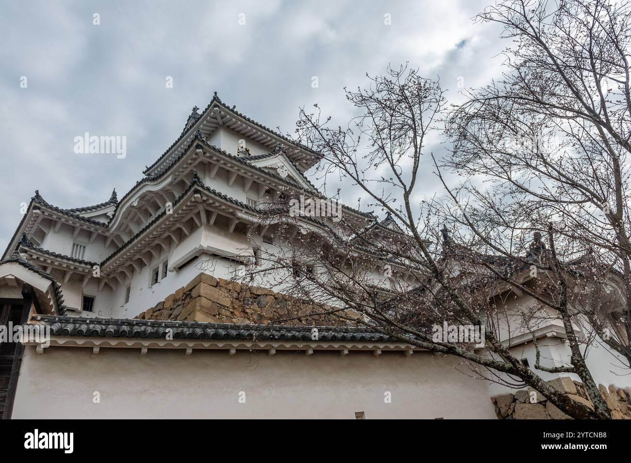 Himeji, Japan - Januari 6, 2020. Exterior of the world-famous Himeji ...