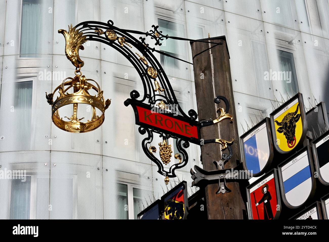 Cantonal tree display hi-res stock photography and images - Alamy