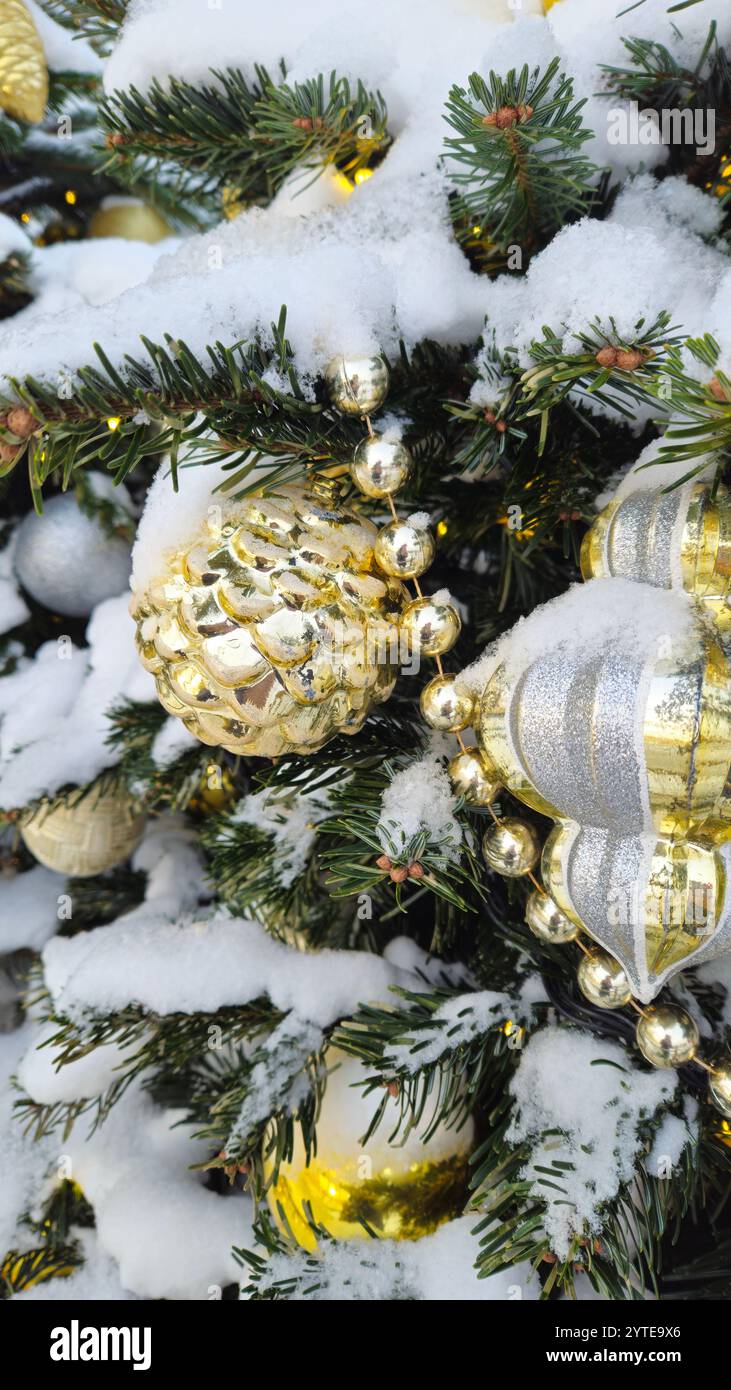Snow covered christmas decorations hi-res stock photography and images ...