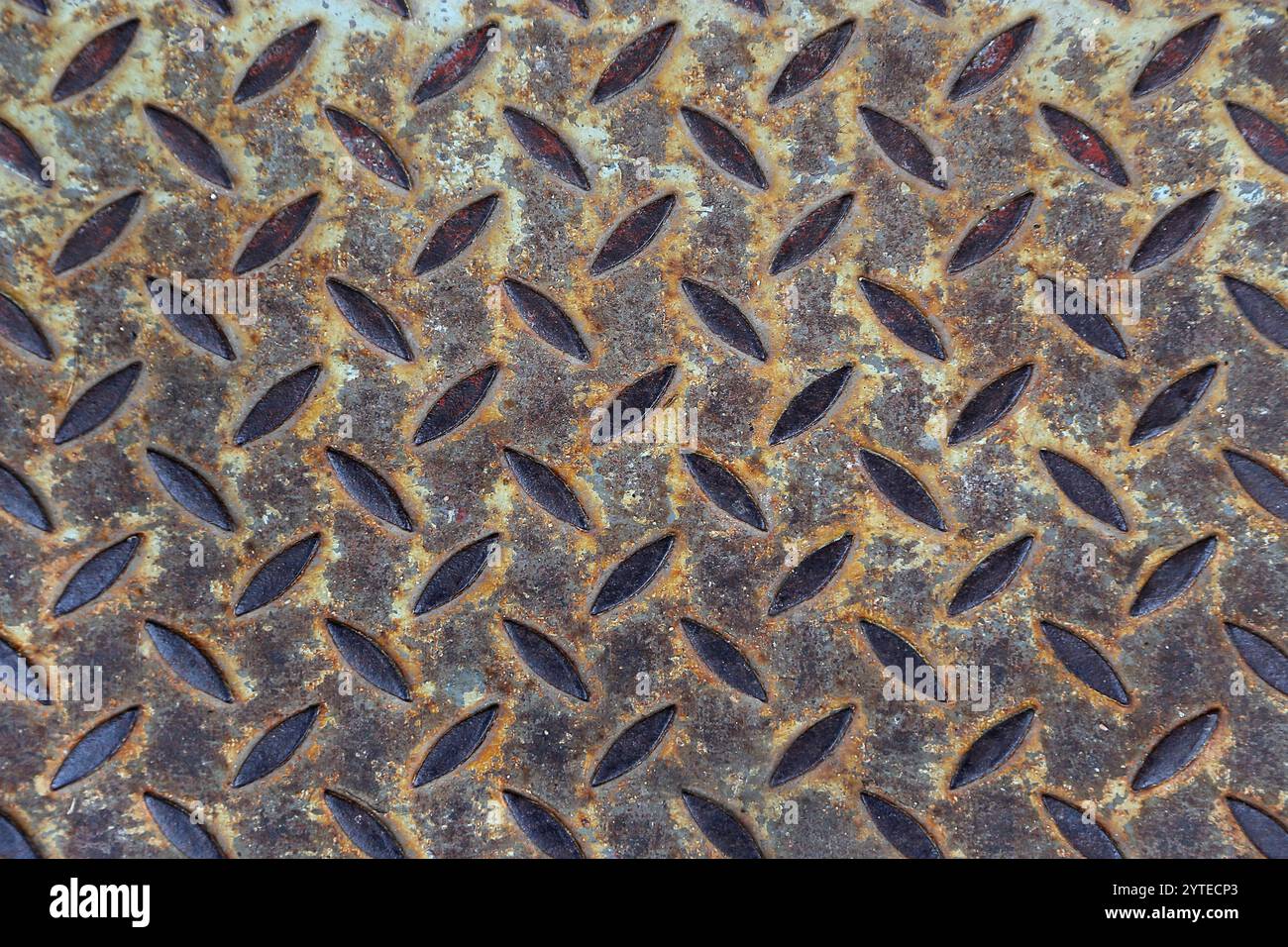 Rusty diamond plate hi-res stock photography and images - Alamy