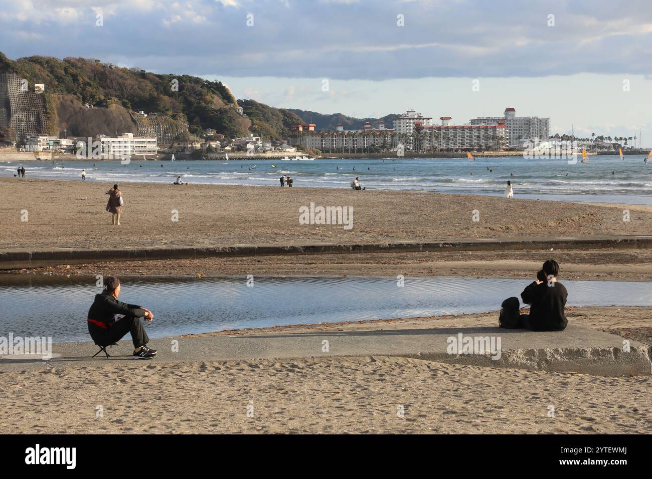 Kamakura Yuigahama Beach looking towards Kamakura Zaimokuza Beach ...