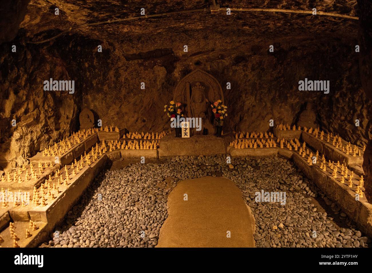 Benten Cave at Kamakura Hasedera, commonly known as Hase Kannon, built ...