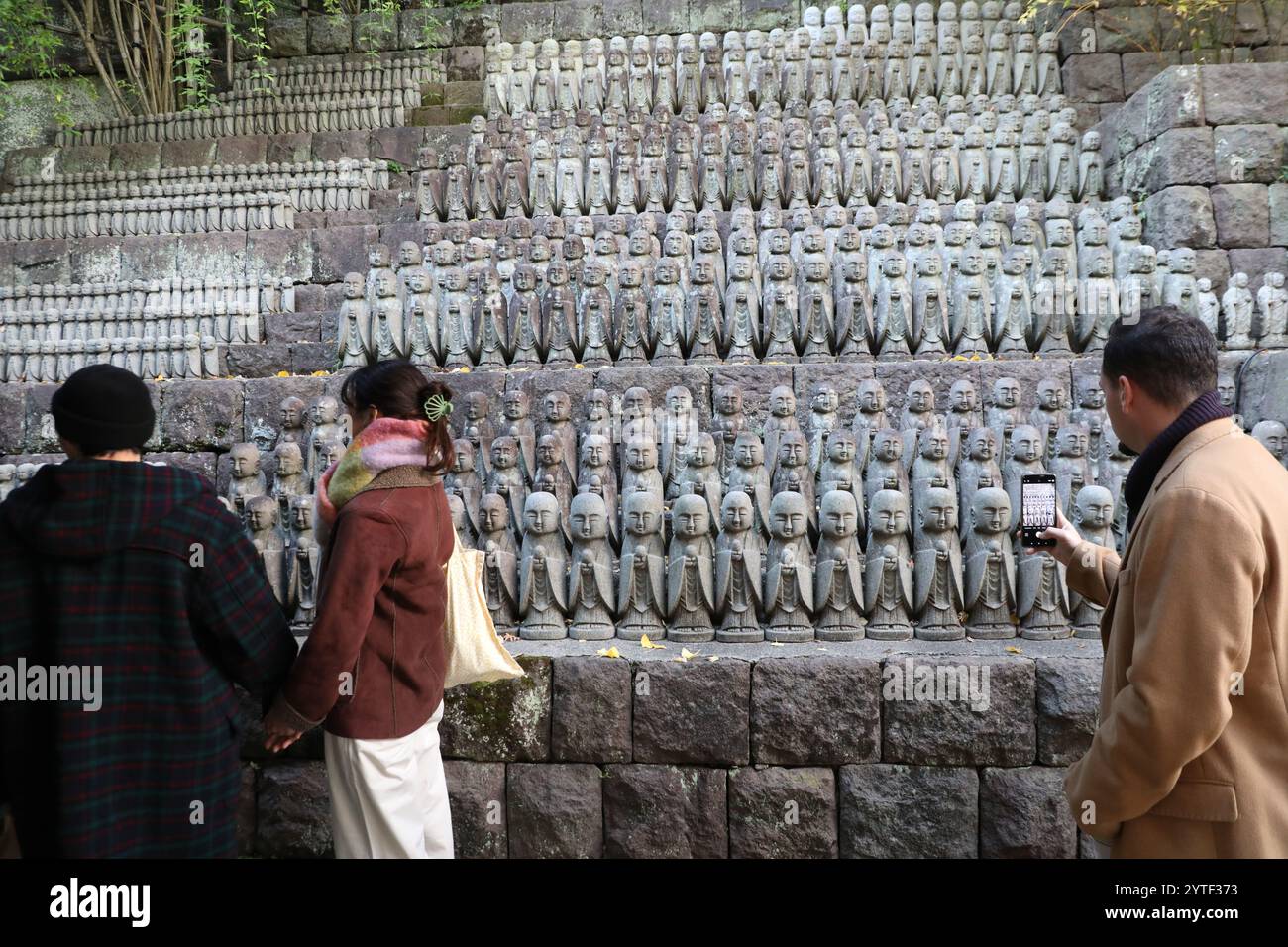 Jizoson dieties (1,000 Jizo) enshrined around the Jizo-do Hall ...