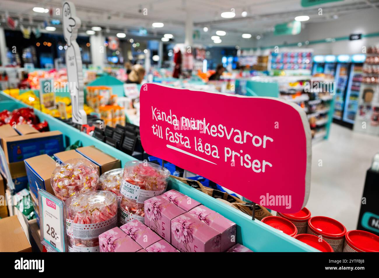 Christmas shopping during Friday afternoon, Linköping, Sweden. In the ...