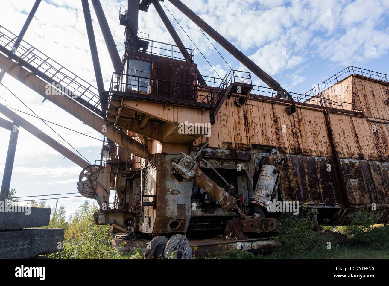 Heritage machinery in contrast hi-res stock photography and images - Alamy