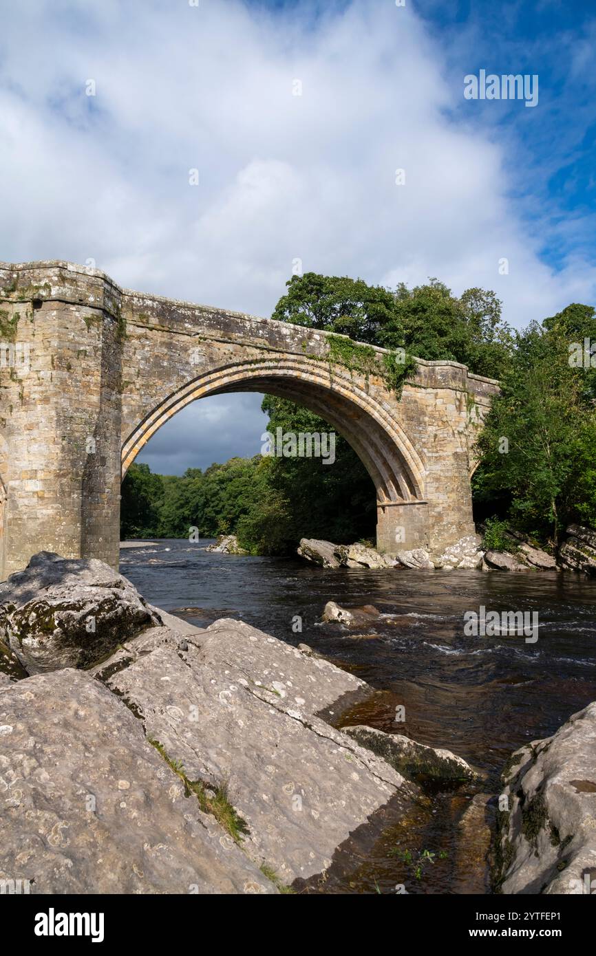 Devil's Bridge, Kirkby Lonsdale, Cumbria, England. A famous old stone ...