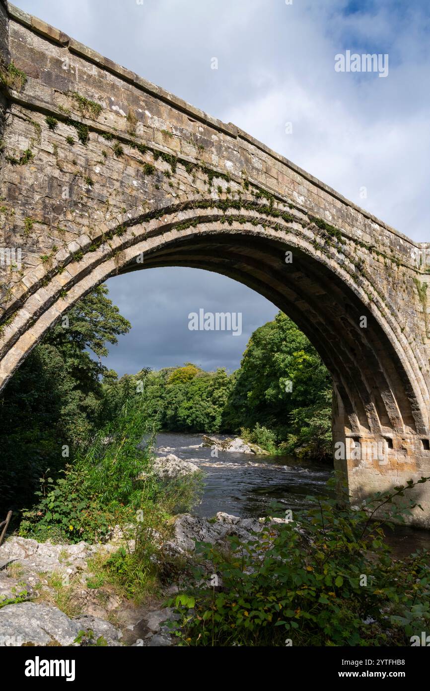 Devil's Bridge, Kirkby Lonsdale, Cumbria, England. A famous old stone ...