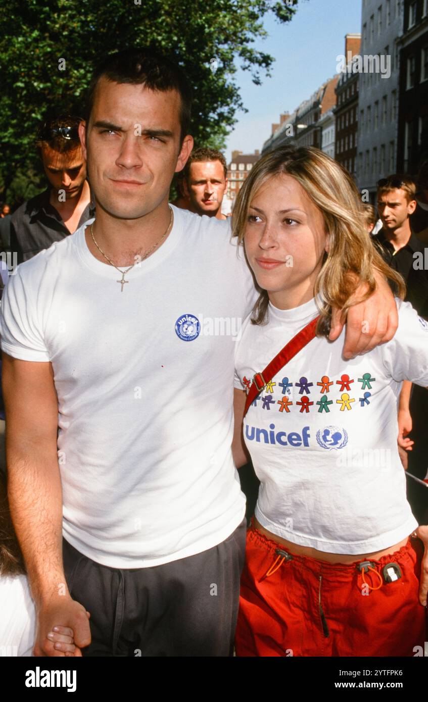 Robbie Williams, Natalie Appleton, UNICEF Crusade Against Landmines ...