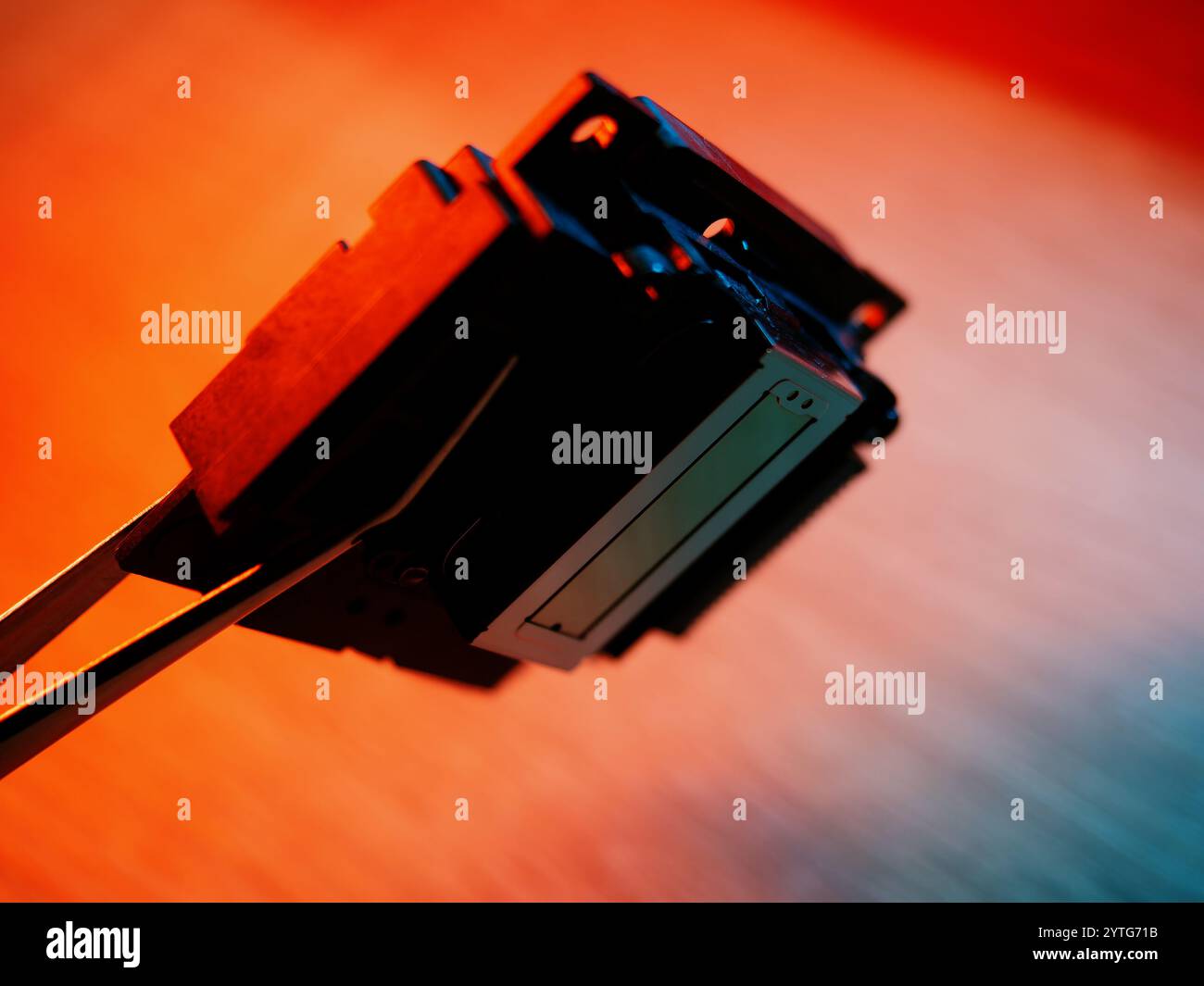 Inkjet Print Head details. Piezoelectric Printing Technologies ...