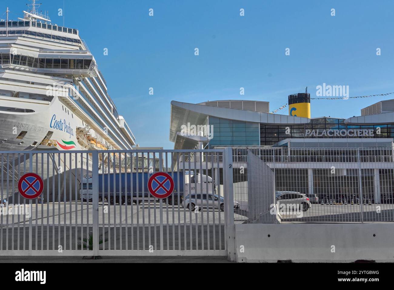 Savona. Italia - December 07, 2024: A view of Savona port with a Costa ...