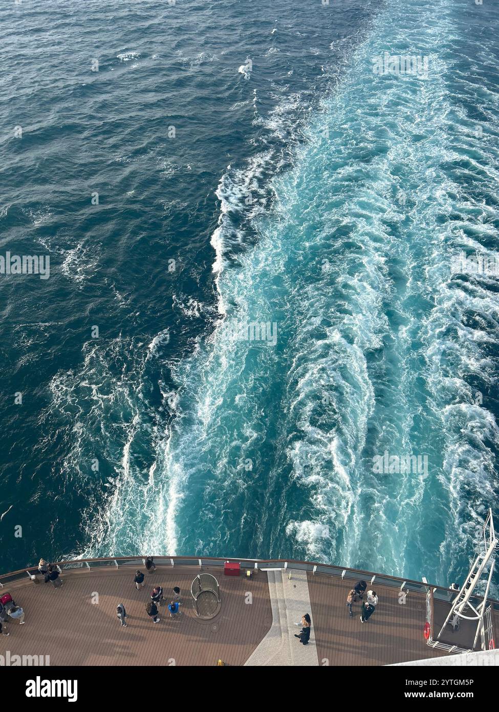 Wake from cruise ship ocean hi-res stock photography and images - Alamy