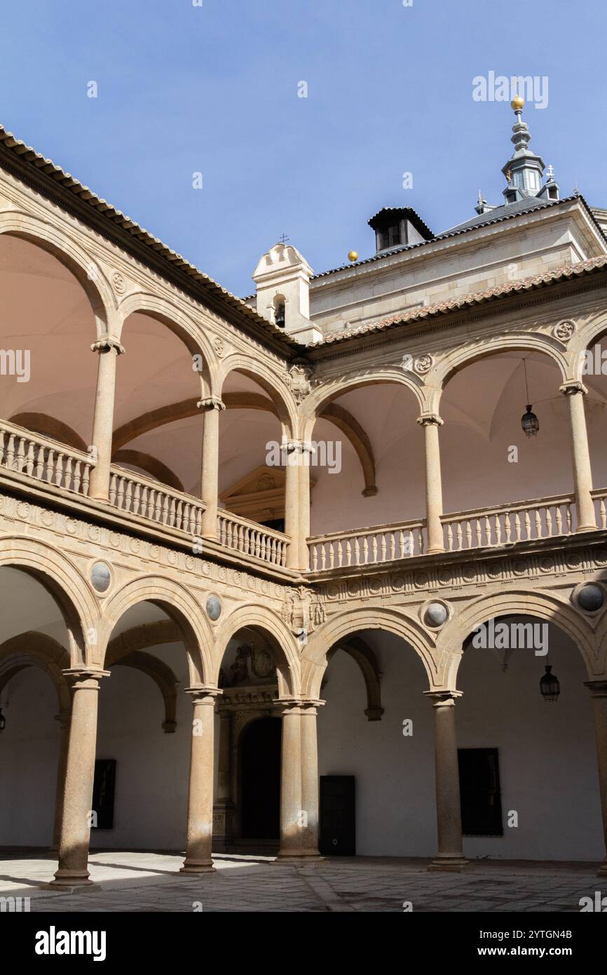 Old hospital toledo hi-res stock photography and images - Alamy